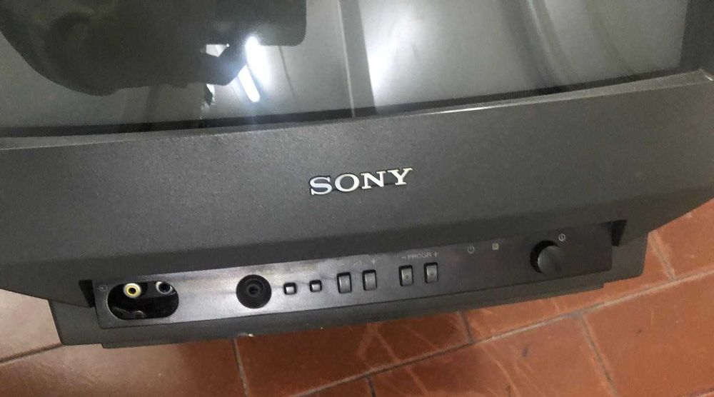 TV Sony Triniton modelo KV-14M1E Benfica • OLX.pt