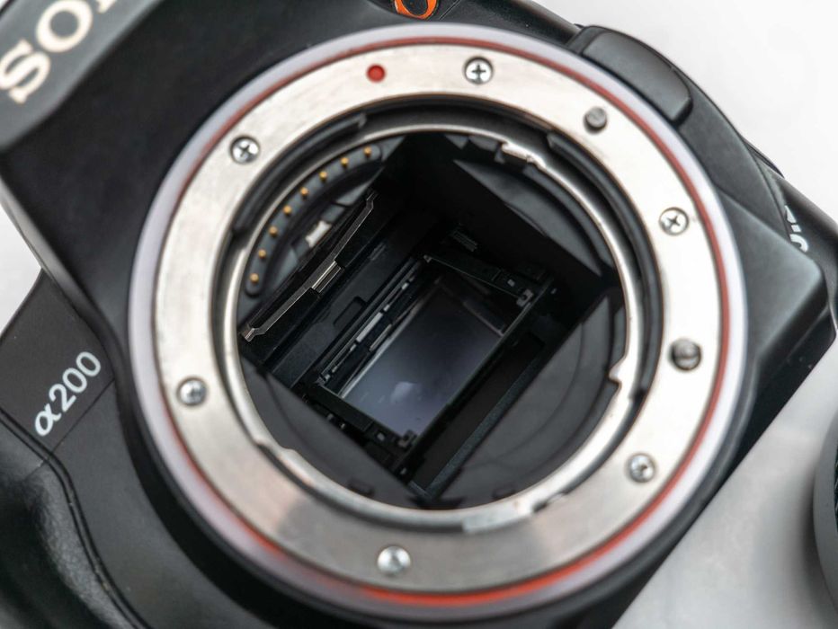 Sony A200 (Alpha 200/α 200/DSLR-A200), Minolta 24mm F2.8, 35-70mm F4: 1 600 грн. - Цифрові ...