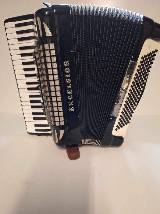 Akordeon Excelsior 4/5ch, 120b Żytowo • OLX.pl