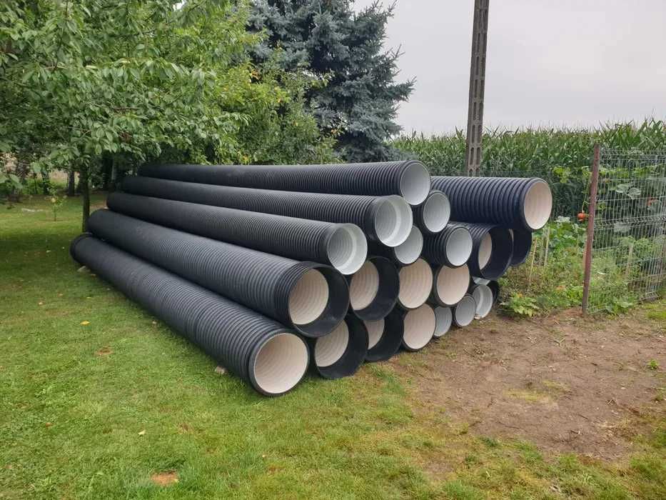 Rura karbowana fi 300 SN8 CIĘTA NA METRY różne średn przepust mostek Bełchatów • OLX.pl