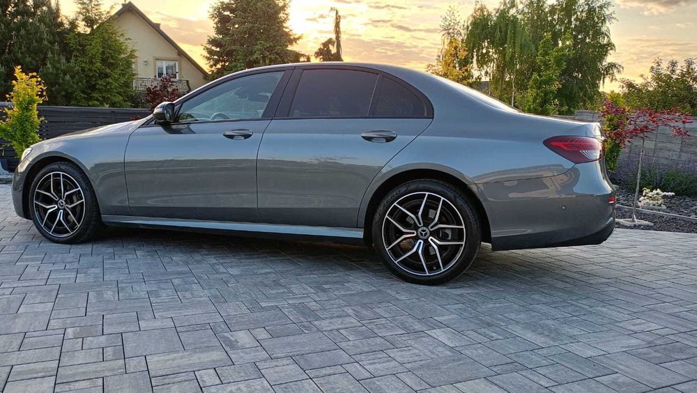 Mercedes E 220d 4-Matic AMG Salon PL faktura VAT gwarancja do 09.28r. Starachowice • OLX.pl