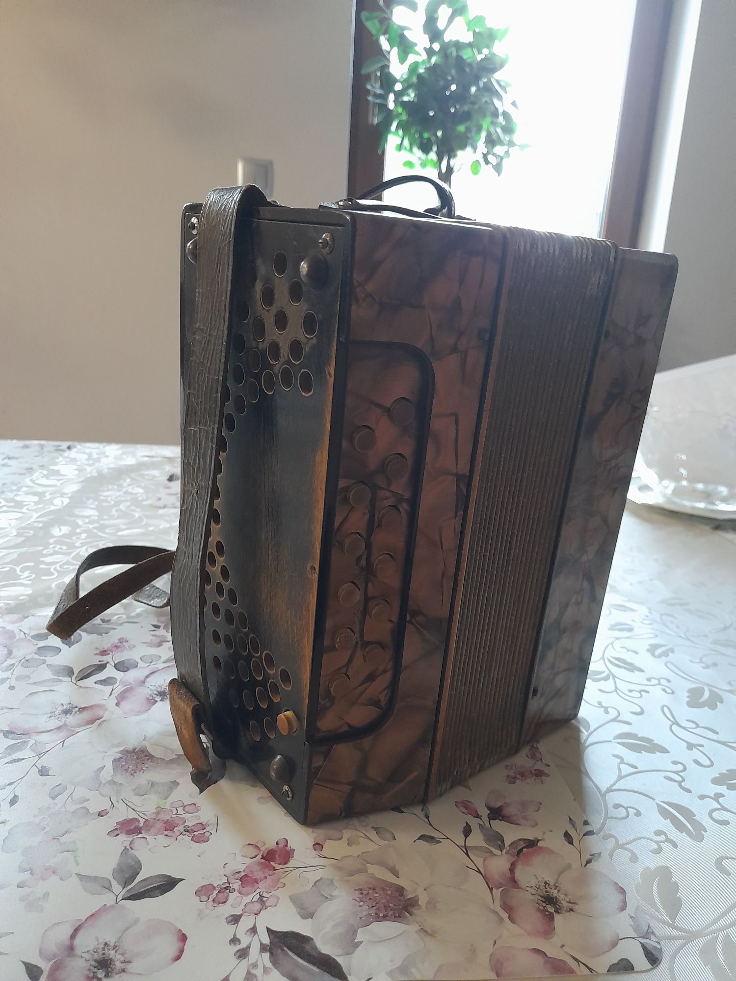 Sprzedam Akordeon firmy hohner Żmigród • OLX.pl