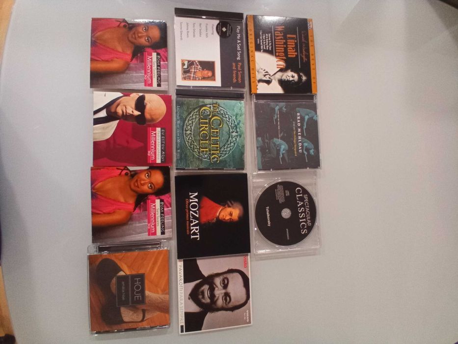 Conjunto de CDs originais. S. João Da Madeira • OLX Portugal