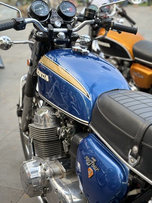 Honda CB 750 four k2 Classica São Roque • OLX.pt