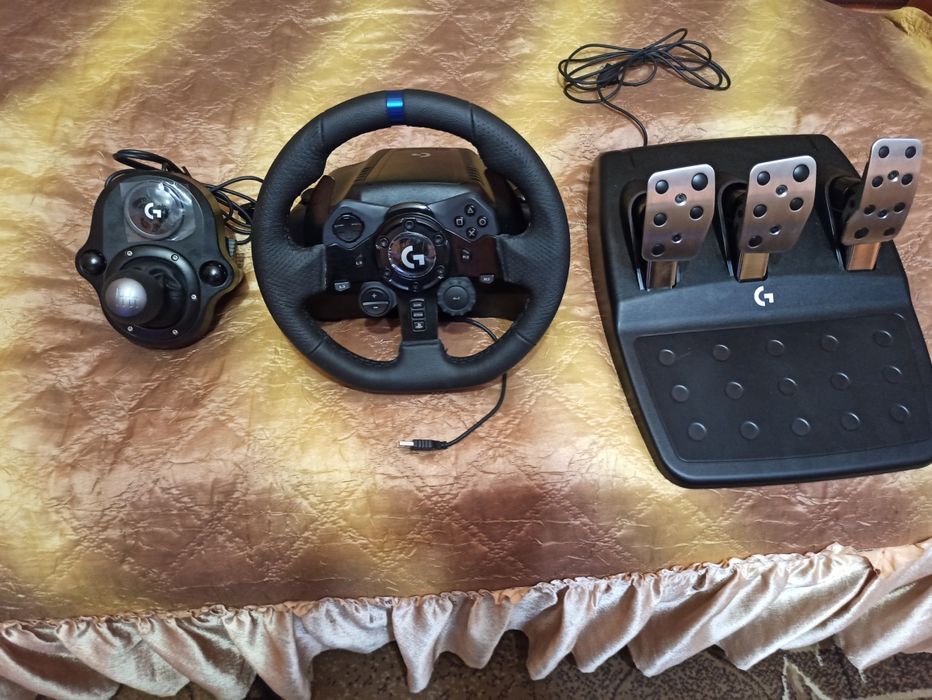 Игровой руль logitech g923 новий!: 14 700 грн. - Аксесуари Сорока на Olx