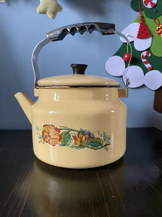 Czajnik emaliowany PRL Lewin Brzeski • OLX.pl