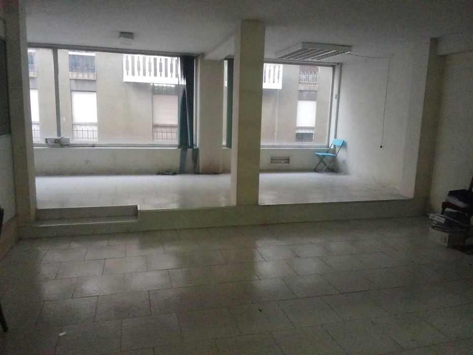 ARRENDAMENTO loja - Porto centro com tresspasse Cedofeita, Santo ...