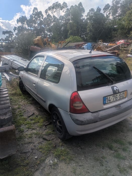 Renault Clio 1.5 dci Ribeiros • OLX.pt