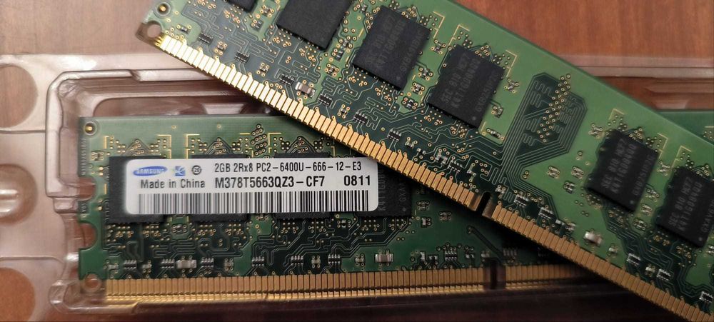 Kit RAM Samsung 2x2GB PC2-6400 DDR2-800MHz M378T5663QZ3-CF7 Santo ...