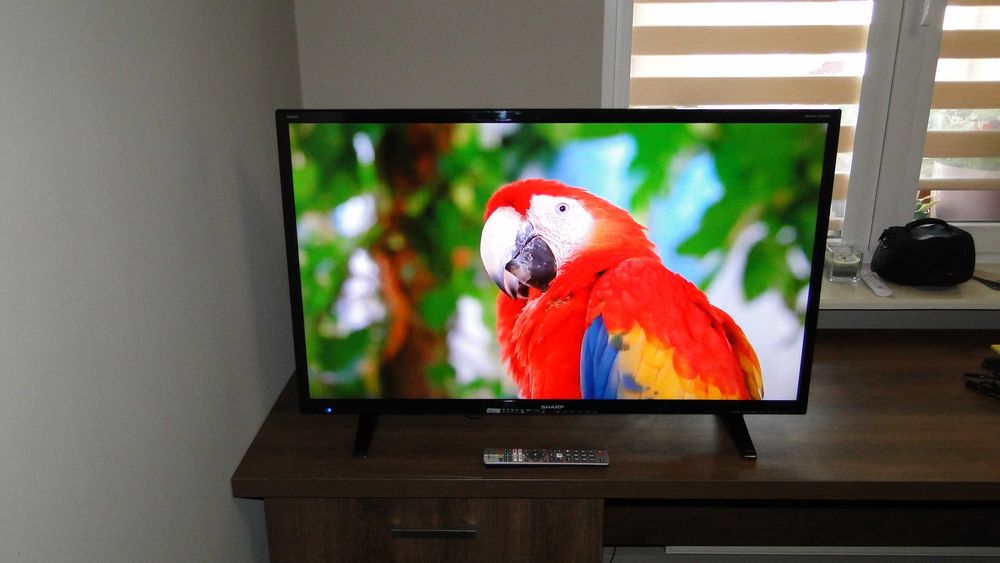 Телевізор Sharp 40'' LC-40CFE4042E T2 Full HD 100Hz Led Harman Kardon: 5 500 грн. - Телевізори ...