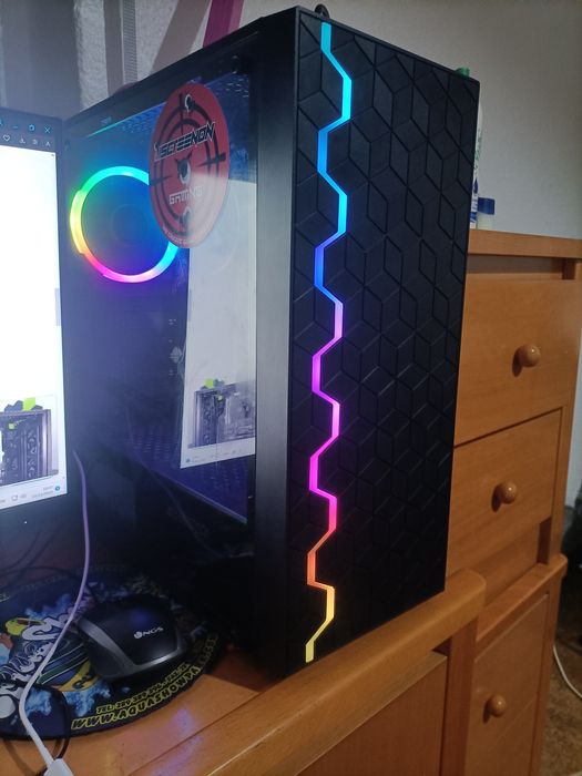 PC gaming novo e limpo Amora • OLX Portugal