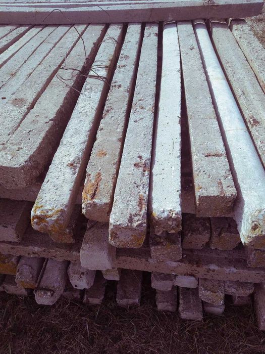 Столб столбики, стовпи стовпчики на забор паркан огорожу сітка, сетка ...