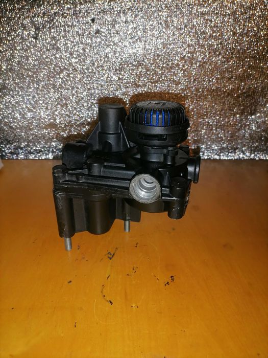 Ускорітєльний кран Wabco 4802020050, подпедальний: 5 000 грн. - Для ...