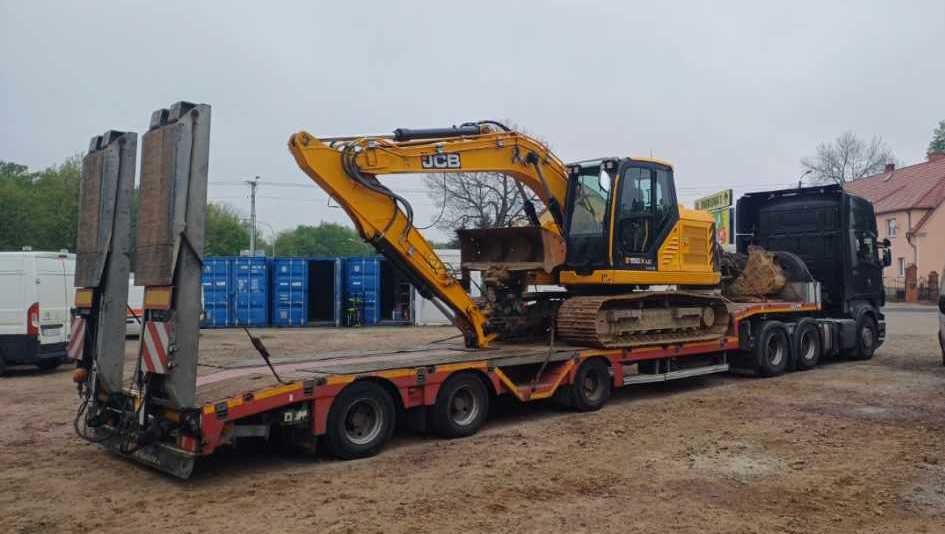 Transport maszyn laweta niskopodwoziowa semi tiefbett Poznań Ławica ...