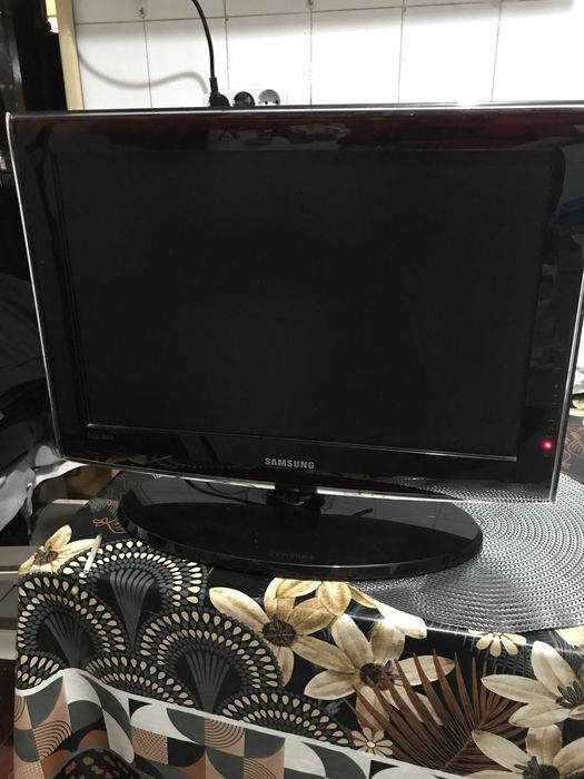 Tv samsung a funcionar so nao tem comando 26 polegadas Charneca De ...