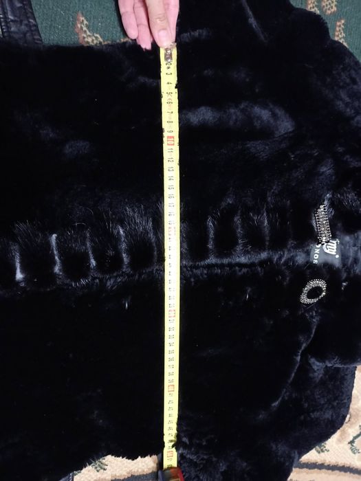 Шуба мутон з вставками норки: 800 грн. - Шуби, кожухи Баранівка на Olx