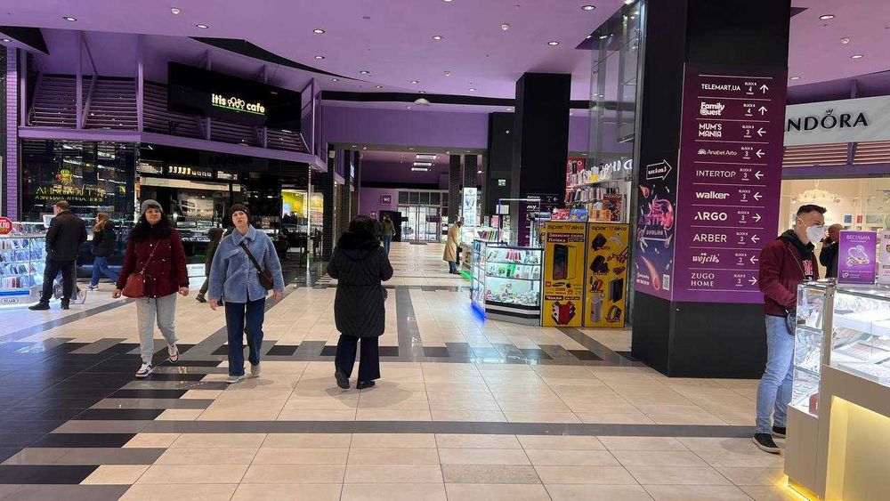 Оренда торгового приміщення в ТРЦ COSMO MULTIMALL 50-149 м2: 1 $ - Оренда торгових приміщень ...
