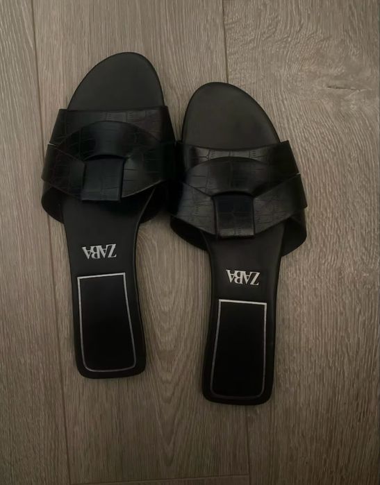 Шльопанці zara чорні 39р: 599 грн. - Шльопанці Луцьк на Olx