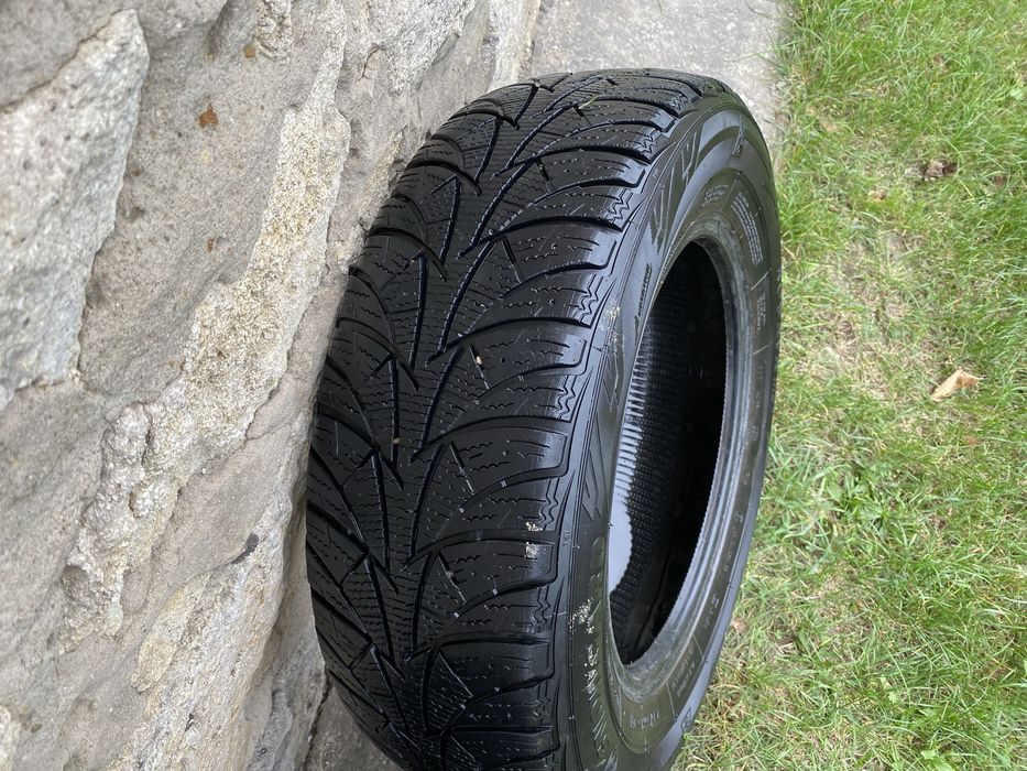 Продам резину зимову в непоганому стані R15 205/65 900 грн за штуку ...