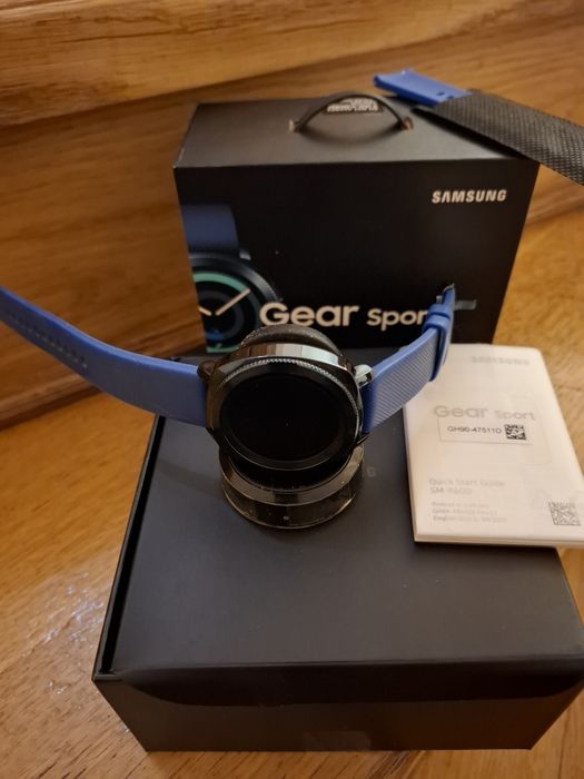 Продам смарт-часы Samsung (Gear sport): 2 500 грн. - Смарт годинники ...