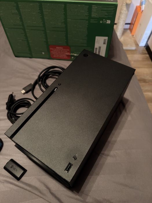 Xbox Series X 1TB SSD + геймпад Forza Horizon 5 + Stalker 2: 16 500 грн ...