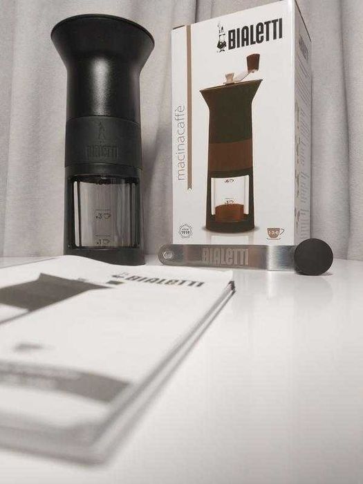 Кофемолка Bialetti Macina Caffe с регулируемым помолом (Универсальная ...