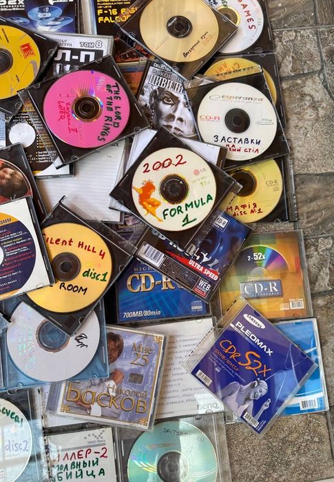 Диски для компютера cd dvd: 300 грн. - CD / DVD / Платівки Берегове на Olx