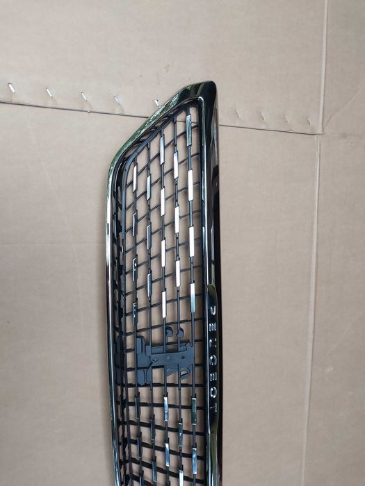 PEUGEOT 308 T9 LIFT grill + chrom nowe idealne Pleszew • OLX.pl