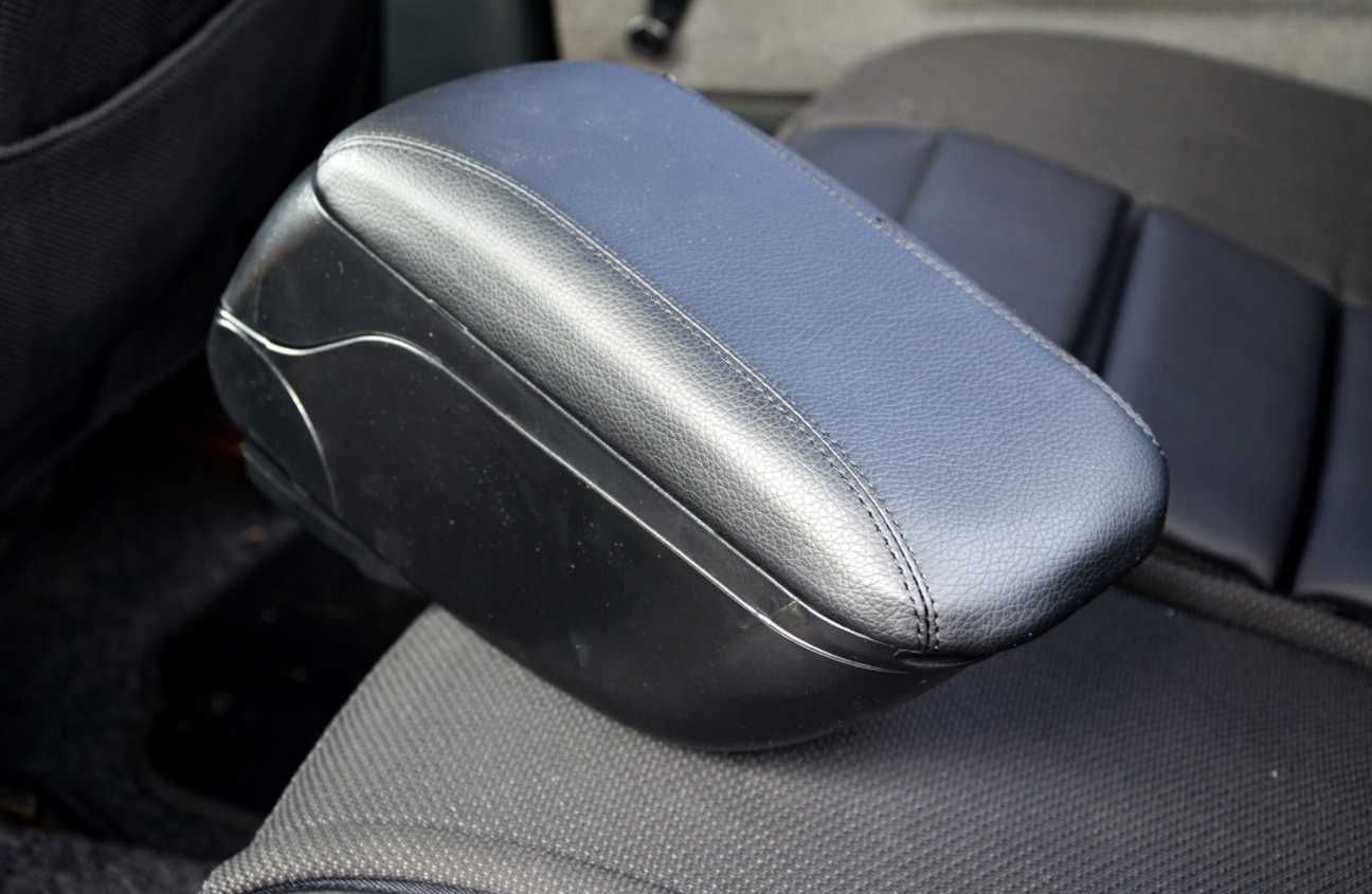 Подлокотник на авто ВАЗ 2110, 2107, 2109, 2106, 2115, 2105, 2114 Lada ...