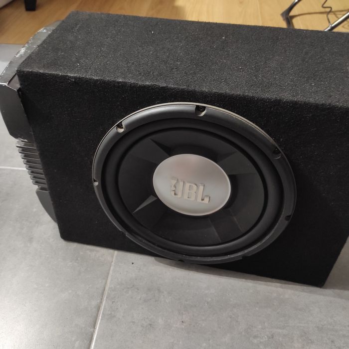 Subwoofer JBL, amplificador e colunas Kenwood auto Ramada E Caneças ...