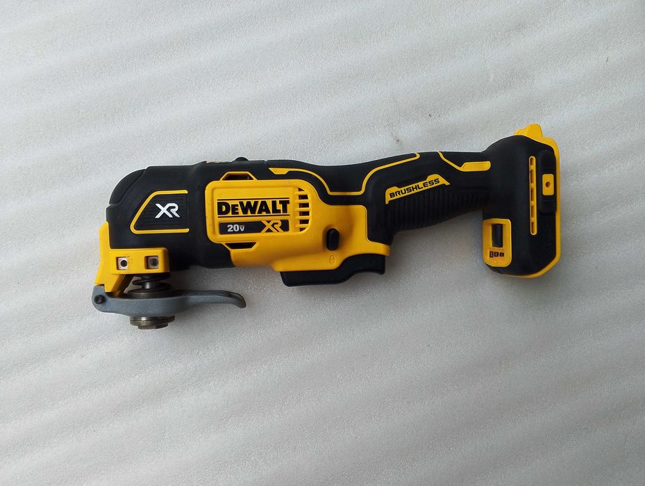 DeWalt DCS356 акумуляторний реноватор: 3 700 грн. - Електроінструмент ...