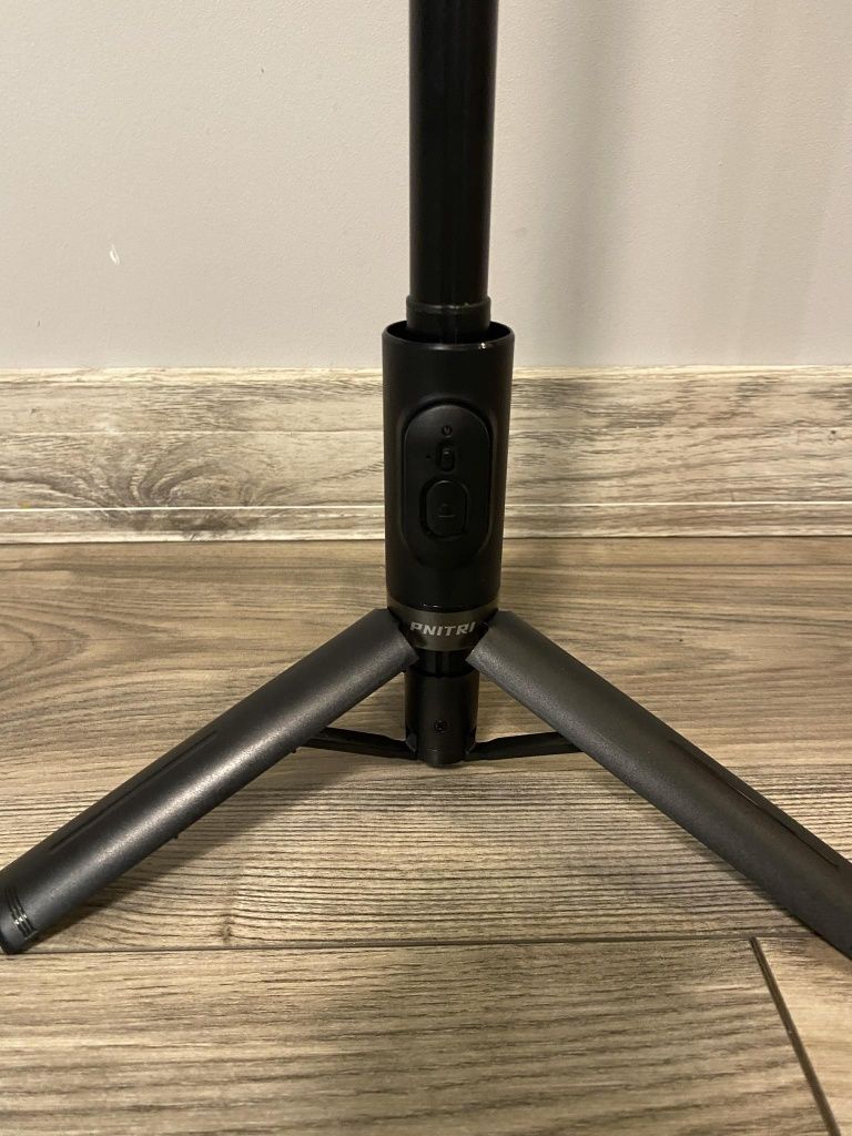 Pnitri Statyw do selfie z pilotem Chrzanów • OLX.pl Pnitri Statyw do selfie z pilotem Chrzanów • OLX.pl