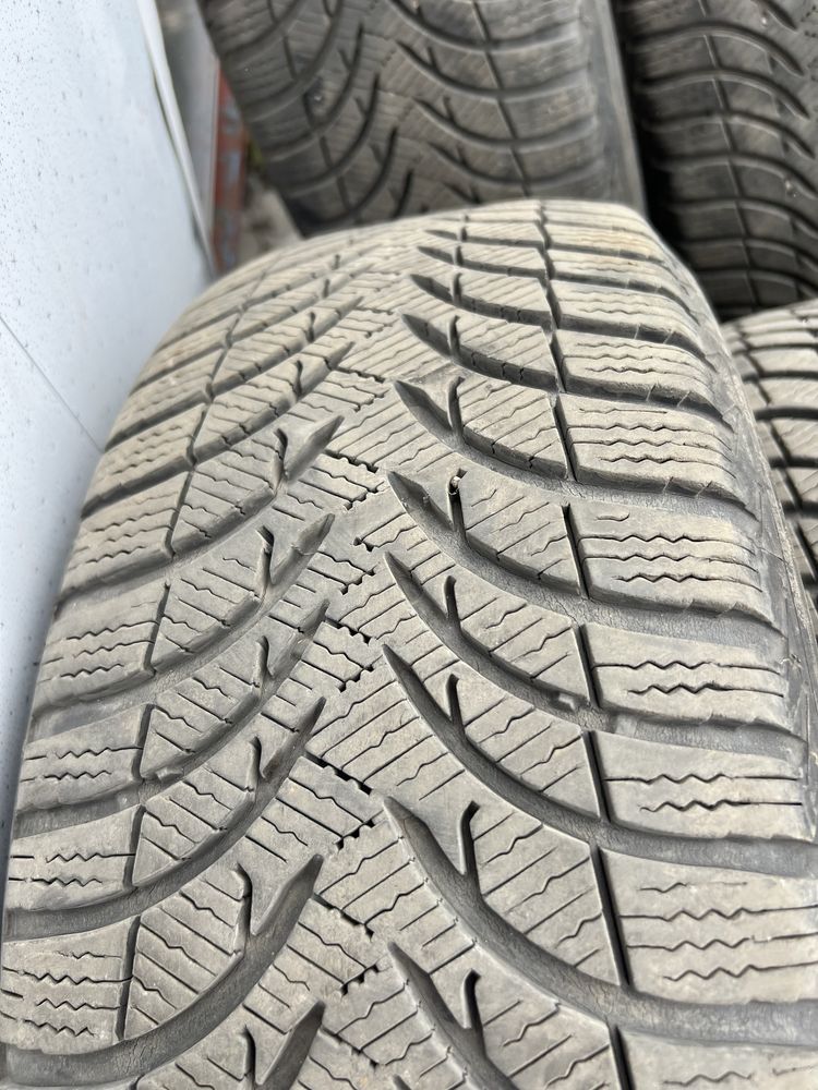 Зимняя резина MICHELIN 205/55 R16: 1 200 грн. - Автошини Запоріжжя на Olx