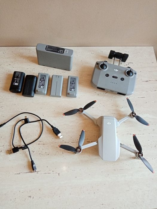 Dron dji mini 2 . dji PV 331 Trablice • OLX.pl