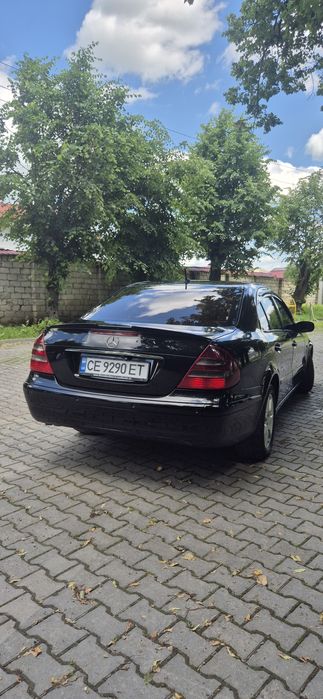 Продам Mercedes 211,2.2 дизель!!!: 6 600 $ - Mercedes-Benz Сокиряни на Olx