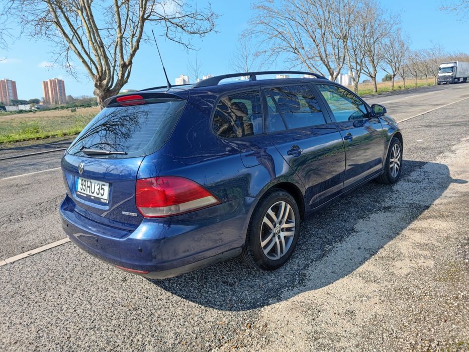 VW Golf Variant 1.9 TDI 2009 com Airplay Águas Livres • OLX.pt