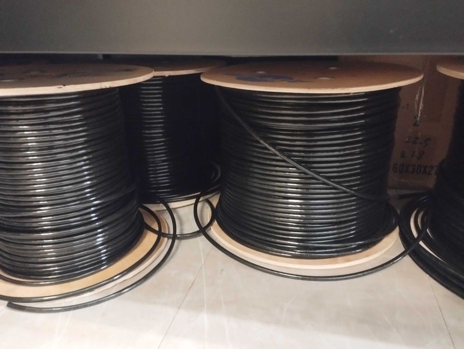 Витая пара Atcom Utp Ftp Cat5e 4 2 0 5 мм Cca Cu внешняя улица 2 040 грн Периферійні