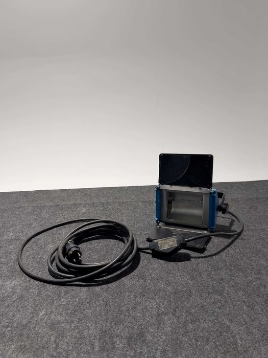 Arri 1000w Mini Flood Light - Tungsténio Oeiras E São Julião Da Barra ...