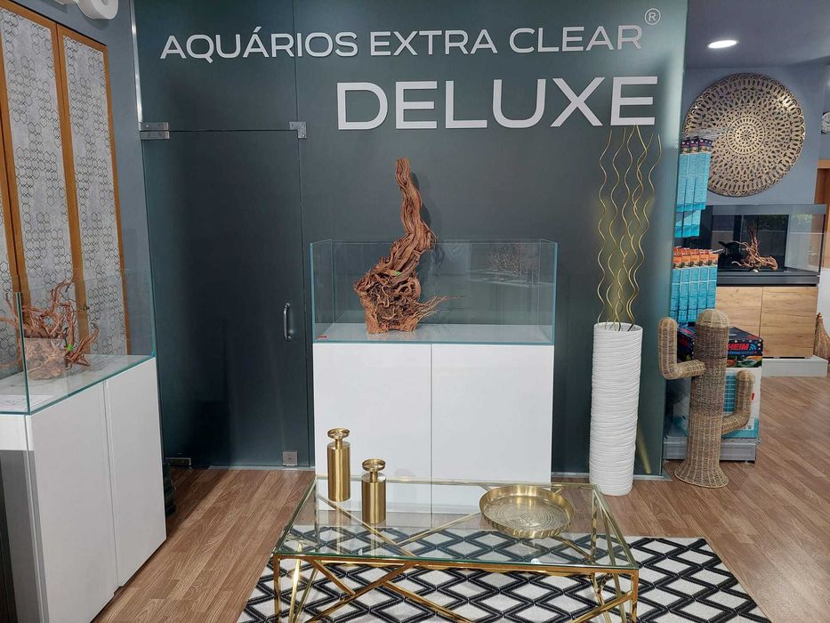 Aquários em extra clear Deluxe Maia • OLX Portugal