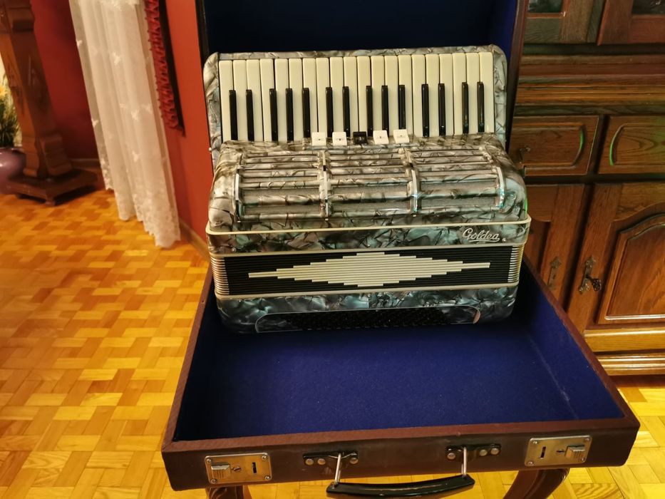 Akordeon Weltmeister Goldea 80 basów 3-chórowy z futerałem Miękinia ...