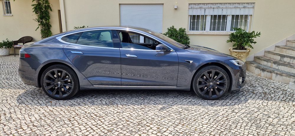 Tesla model s p100 Leiria, Pousos, Barreira E Cortes • OLX Portugal