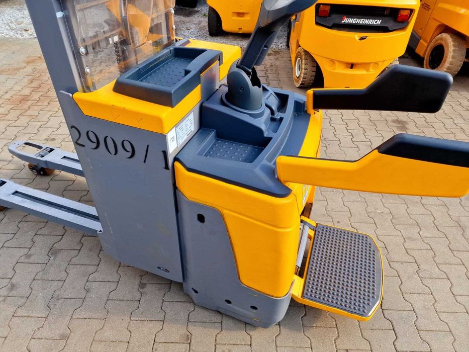 Jungheinrich ERD 220 Masztowy elektryczny Wózek Widłowy Paleciak 2.5m ...