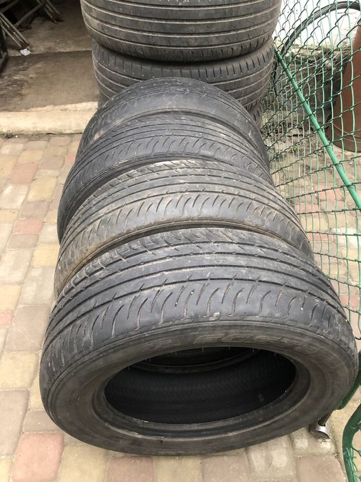 Комплект літніх шин 215/60 r16: 750 грн. - Автошини Миргород на Olx