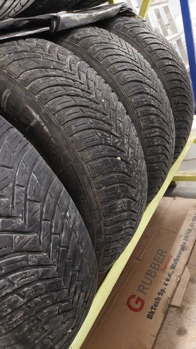 Kleber Quadraxer 2 195/65/15 91H jak nowe 4 sztuki Wielosezonowe Radomsko • OLX.pl