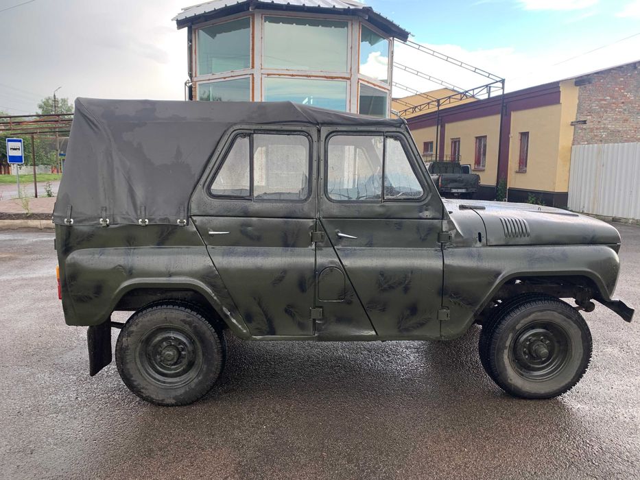 УАЗ 469 в гарному стані, нове АКБ,без ржавчини,з документами: 1 500 $ - УАЗ Пирятин на Olx