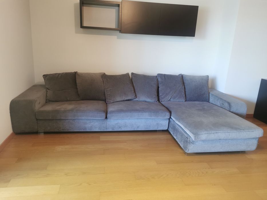 Sofá marca Las Kasas Nogueira, Fraião E Lamaçães • OLX Portugal