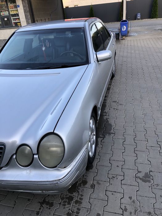 Продам мерседс w210 2.2 cdi 2001рік: 3 500 $ - Mercedes-Benz Іршава на Olx