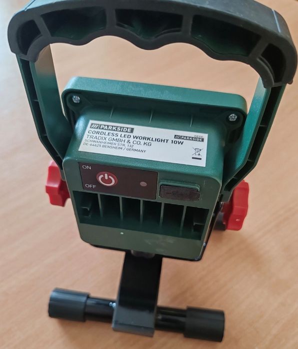 Lampa LED, reflektor Parkside Puck • OLX.pl