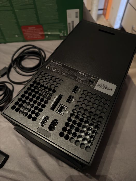 Xbox Series X 1TB SSD + геймпад Forza Horizon 5 + Stalker 2: 16 500 грн ...