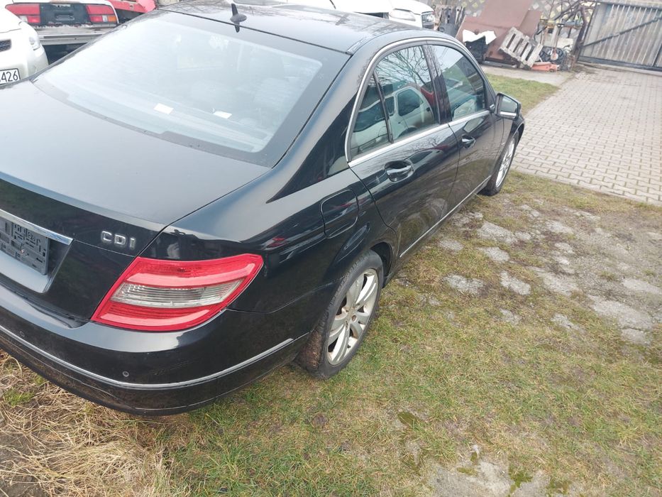 Mercedes W204 AVANGARDA 170km Jelcz-Laskowice • OLX.pl